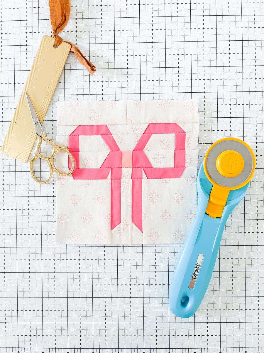 Vintage Love Bow FPP Pattern - PDF Download – Lizataylorhandmade