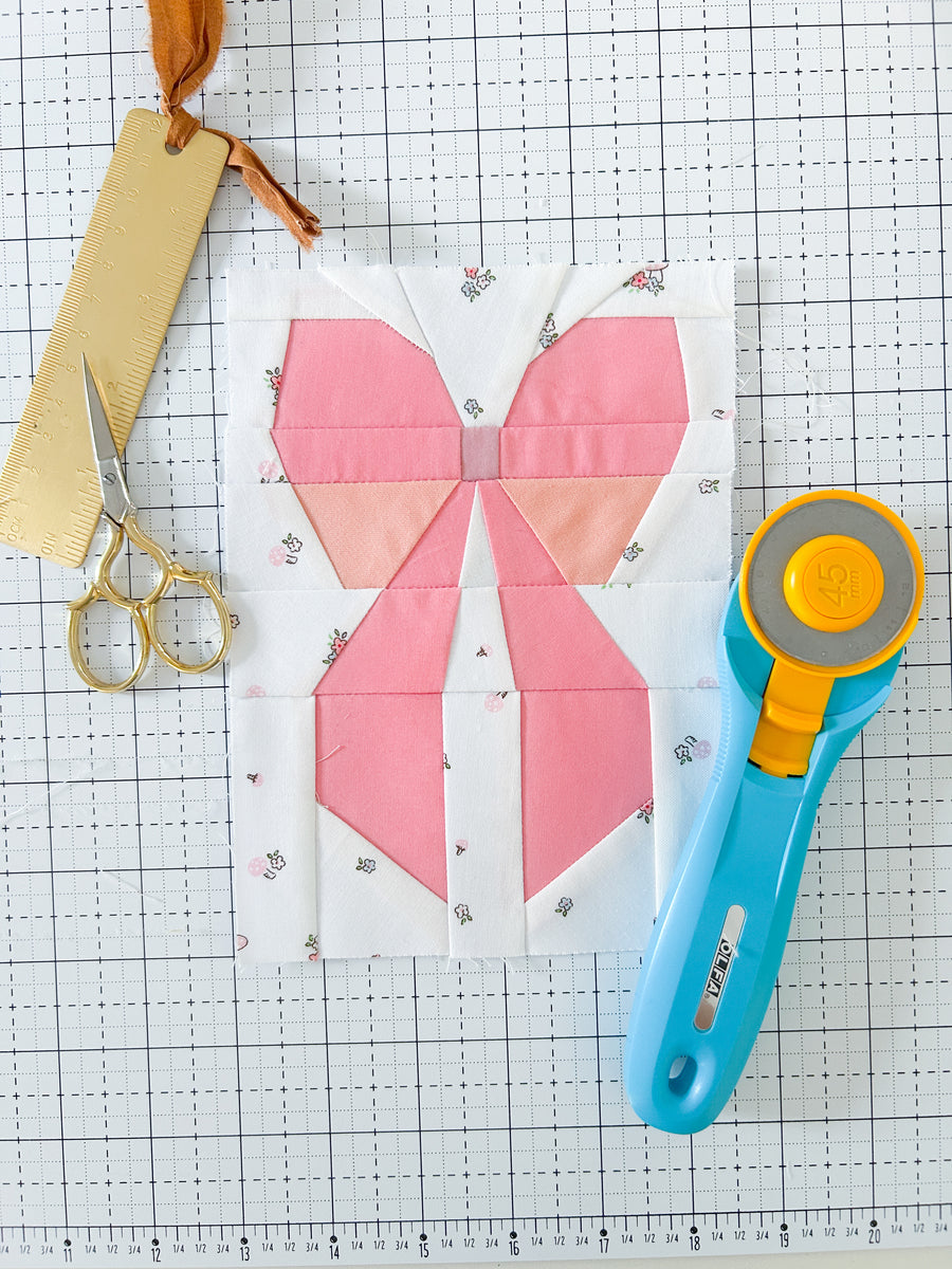 Blooming Romance Bow FPP Pattern - PDF Download – Lizataylorhandmade